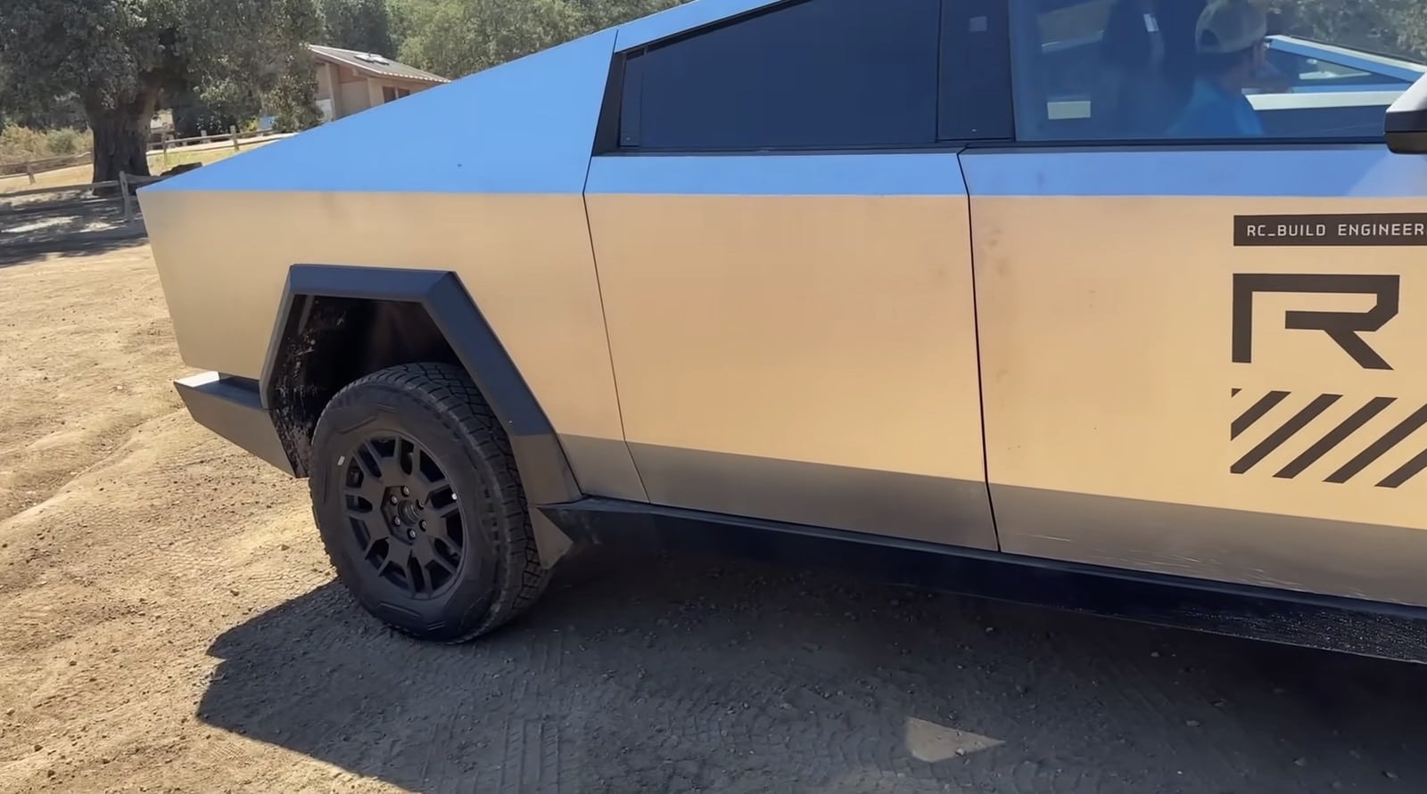 Tesla Cybertruck Prototype Puzzles And Enthusiastic Insights
