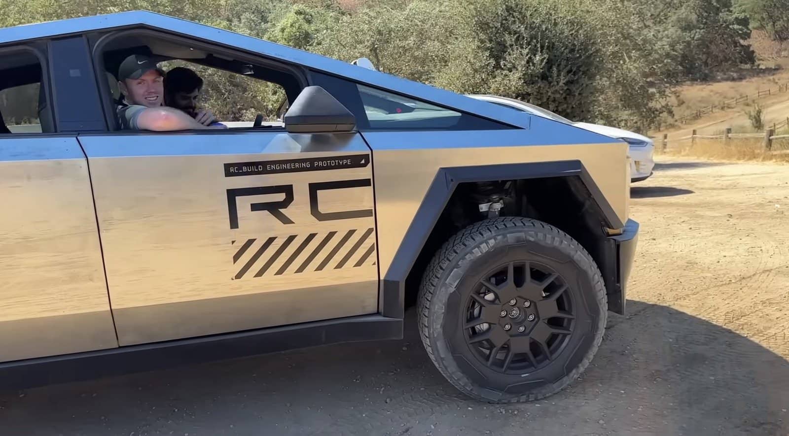 Tesla Cybertruck Prototype Puzzles And Enthusiastic Insights