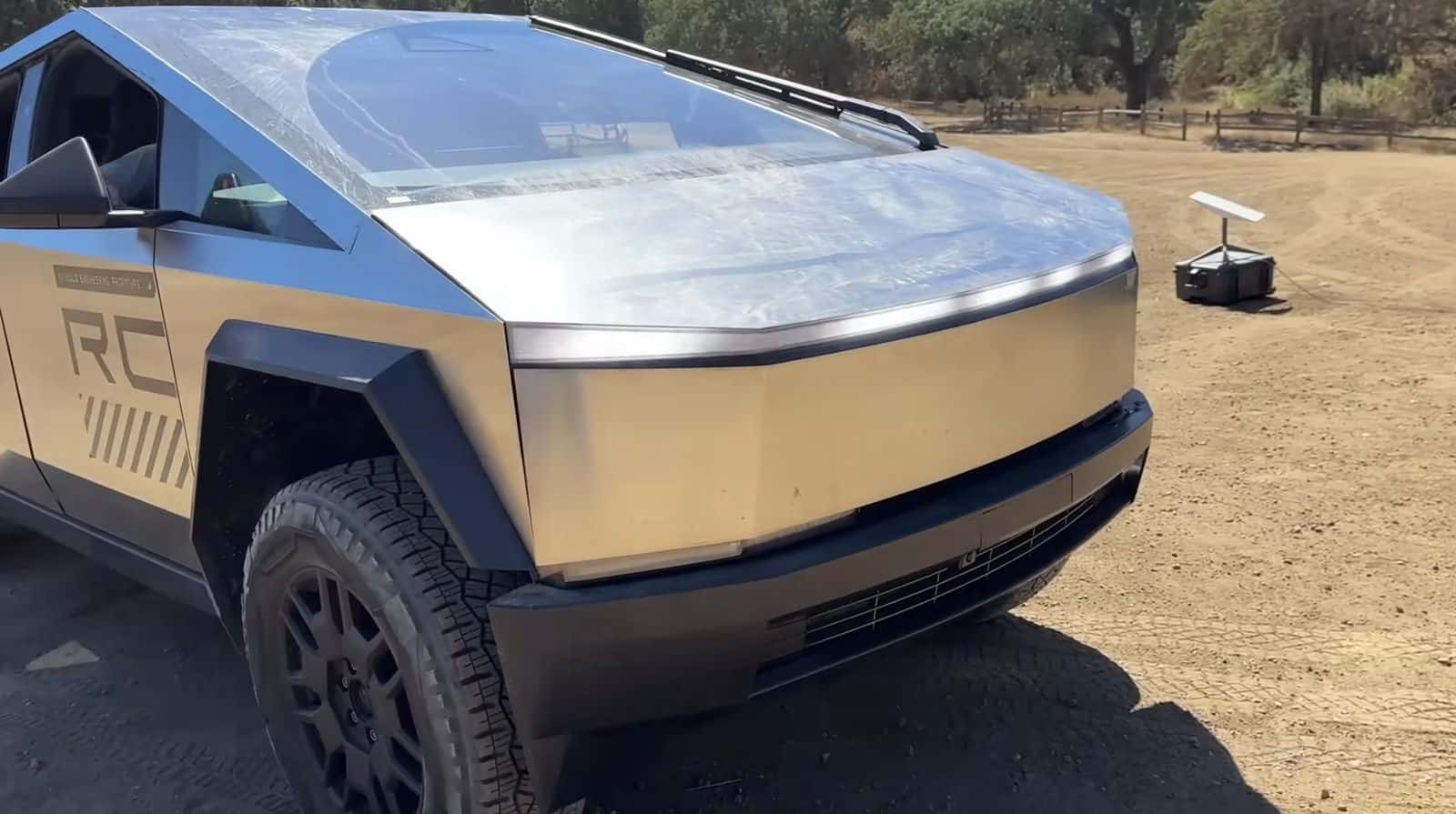 Tesla Cybertruck Prototype Puzzles And Enthusiastic Insights