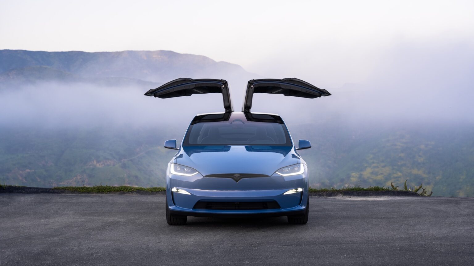 Tesla EVs Add Luxe Package With Free Supercharging, Self-Driving, And ...