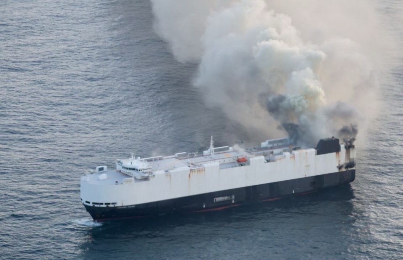 Car Carrier Sinks In Pacific Ocean After Blaze Linked To Electric ...